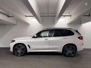 White BMW X5 2019 in Kaunas, with an engine capacity of 2.99 L and mileage of 179 thousand km for 40900 €, photo 7 on AUTOMOTO.COM.LV