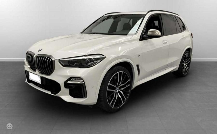 White BMW X5 2019 in Anyksciai, with an engine capacity of 2.99 L and mileage of 167 thousand km for 41950 €, photo 1 on AUTOMOTO.COM.LV