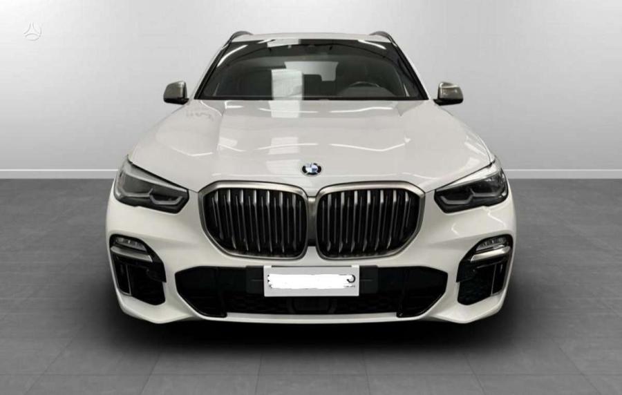 White BMW X5 2019 in Anyksciai, with an engine capacity of 2.99 L and mileage of 167 thousand km for 41950 €, photo 2 on AUTOMOTO.COM.LV