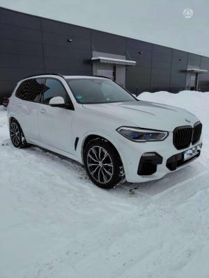 Balts BMW X5 2019 Viļņa, ar dzinēja tilpumu 2.99 L un nobraukumu 260 tūkst. km par 36000 €, foto 2 vietnē AUTOMOTO.COM.LV