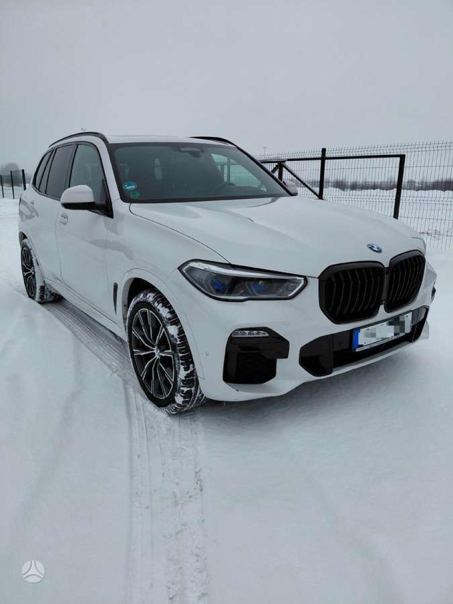 Balts BMW X5 2019 Viļņa, ar dzinēja tilpumu 2.99 L un nobraukumu 260 tūkst. km par 36000 €, foto 5 vietnē AUTOMOTO.COM.LV