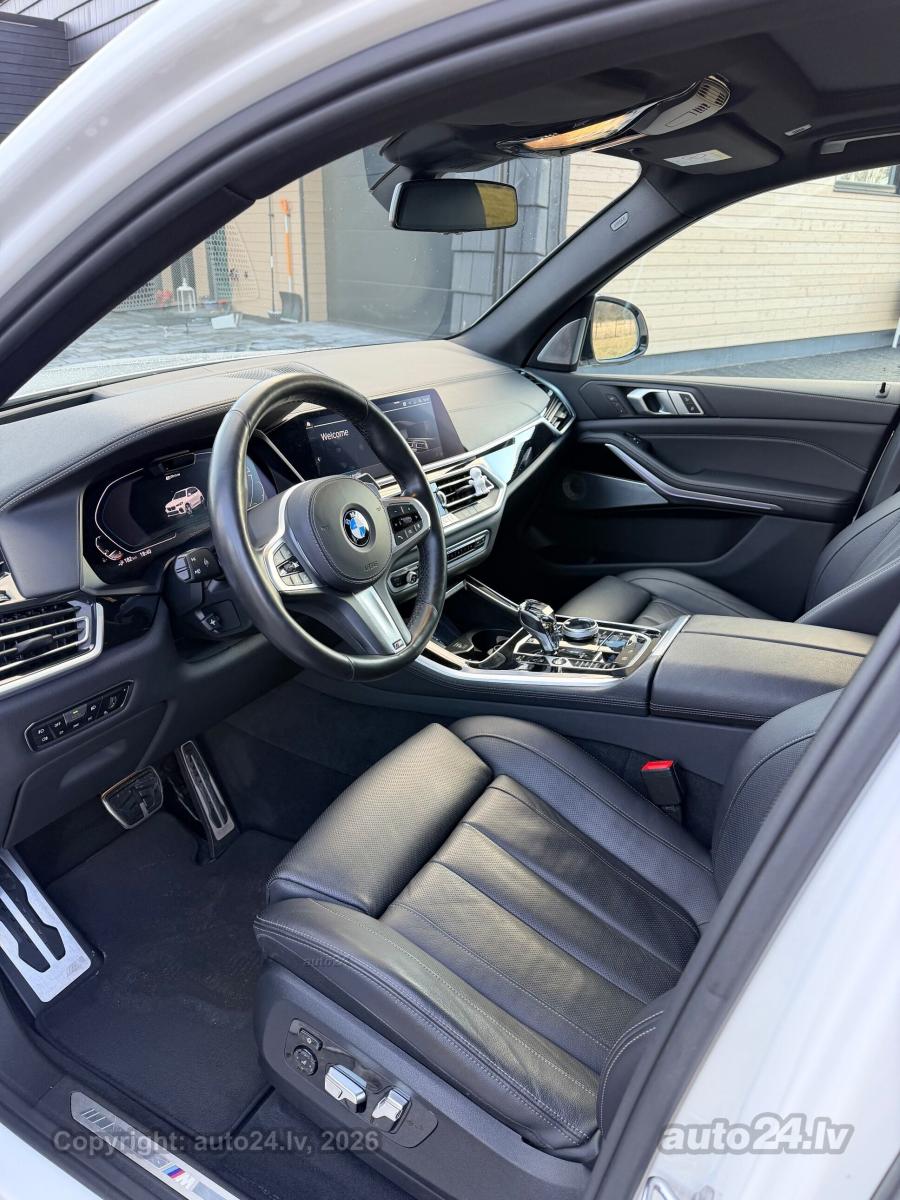 White BMW X5 2019 in Tallinn, with an engine capacity of 3.00 L and mileage of 196 thousand km for 41500 €, photo 8 on AUTOMOTO.COM.LV