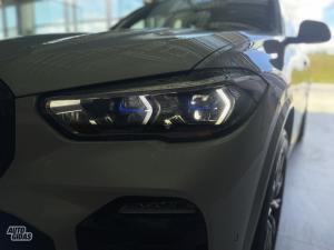 White BMW X5 2019 in Klaipeda, with an engine capacity of 3.00 L and mileage of 94 thousand km for 46491 €, photo 10 on AUTOMOTO.COM.LV