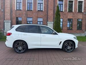 Balts BMW X5 2019 Tallina, ar dzinēja tilpumu 3.00 L un nobraukumu 199 tūkst. km par 35900 €, foto 4 vietnē AUTOMOTO.COM.LV