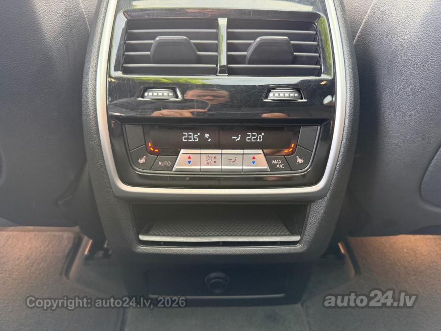 Balts BMW X5 2019 Tallina, ar dzinēja tilpumu 3.00 L un nobraukumu 199 tūkst. km par 35900 €, foto 16 vietnē AUTOMOTO.COM.LV