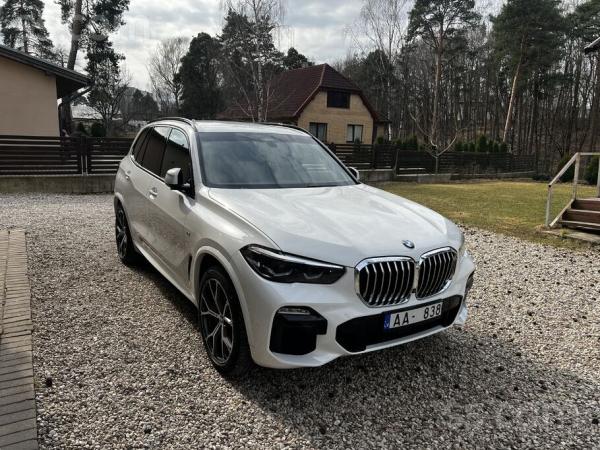 Balts BMW X5 2019 Rīga, ar dzinēja tilpumu 3.00 L un nobraukumu 143 tūkst. km par 45900 €, foto 4 vietnē AUTOMOTO.COM.LV