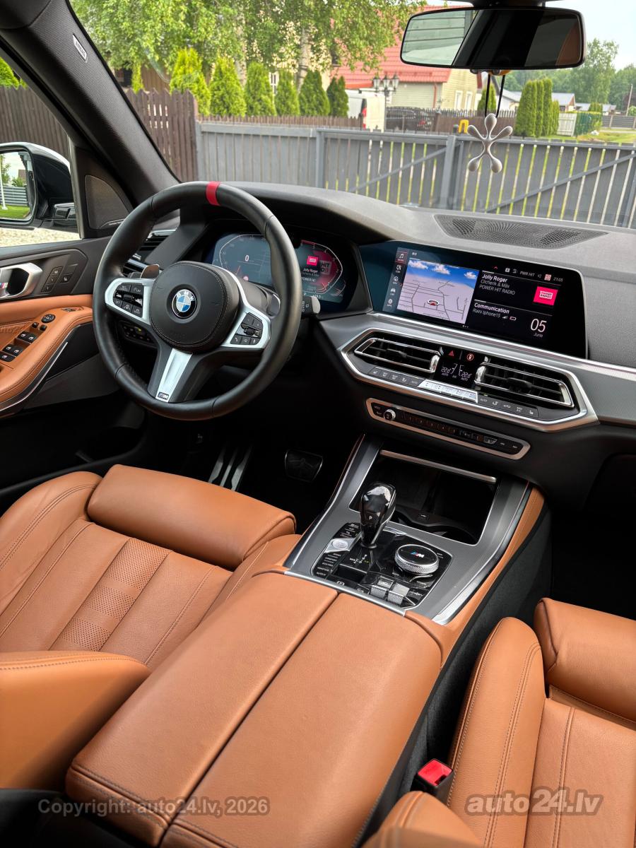 Balts BMW X5 2019 Tallina, ar dzinēja tilpumu 3.00 L un nobraukumu 100 tūkst. km par 46300 €, foto 14 vietnē AUTOMOTO.COM.LV