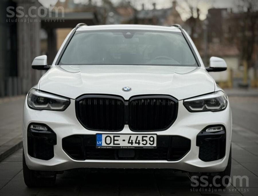 Balts BMW X5 2019 Rīga, ar dzinēja tilpumu 3.00 L un nobraukumu 166 tūkst. km par 37990 €, foto 8 vietnē AUTOMOTO.COM.LV
