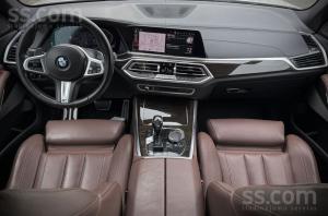 Balts BMW X5 2019 Rīga, ar dzinēja tilpumu 3.00 L un nobraukumu 166 tūkst. km par 37990 €, foto 16 vietnē AUTOMOTO.COM.LV