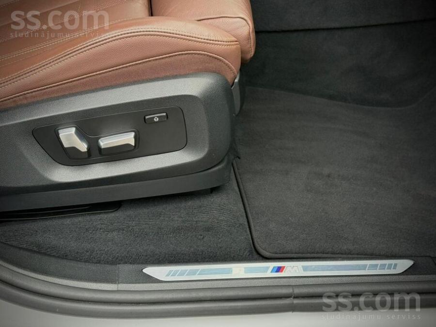Balts BMW X5 2019 Rīga, ar dzinēja tilpumu 3.00 L un nobraukumu 166 tūkst. km par 37990 €, foto 19 vietnē AUTOMOTO.COM.LV