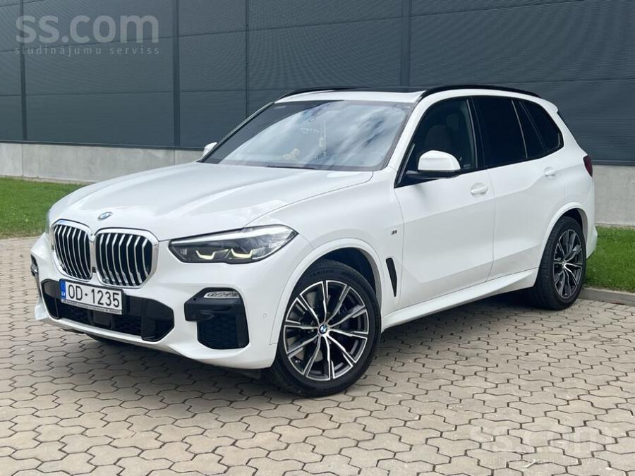 Balts BMW X5 2019 Rīga, ar dzinēja tilpumu 3.00 L un nobraukumu 200 tūkst. km par 39000 €, foto 3 vietnē AUTOMOTO.COM.LV