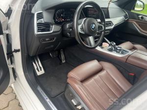 Balts BMW X5 2019 Rīga, ar dzinēja tilpumu 3.00 L un nobraukumu 200 tūkst. km par 39000 €, foto 19 vietnē AUTOMOTO.COM.LV
