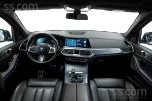 Balts BMW X5 2019 Rīga, ar dzinēja tilpumu 3.00 L un nobraukumu 110 tūkst. km par 46500 €, foto 5 vietnē AUTOMOTO.COM.LV