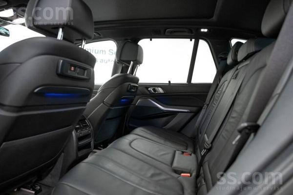 Balts BMW X5 2019 Rīga, ar dzinēja tilpumu 3.00 L un nobraukumu 110 tūkst. km par 46500 €, foto 7 vietnē AUTOMOTO.COM.LV