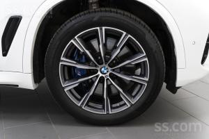 Balts BMW X5 2019 Rīga, ar dzinēja tilpumu 3.00 L un nobraukumu 110 tūkst. km par 46500 €, foto 14 vietnē AUTOMOTO.COM.LV