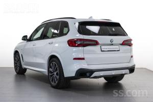 Balts BMW X5 2019 Rīga, ar dzinēja tilpumu 3.00 L un nobraukumu 110 tūkst. km par 46500 €, foto 15 vietnē AUTOMOTO.COM.LV