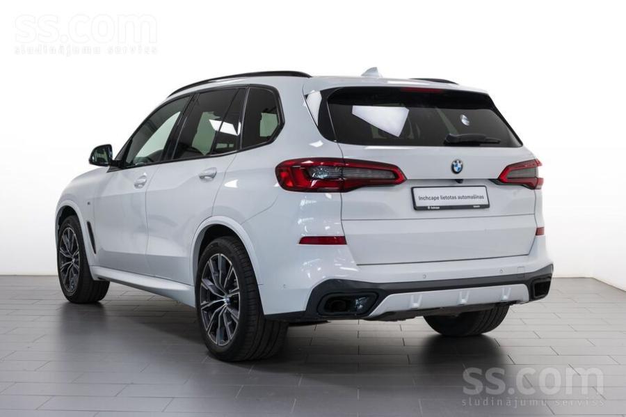 Balts BMW X5 2019 Rīga, ar dzinēja tilpumu 3.00 L un nobraukumu 110 tūkst. km par 46500 €, foto 15 vietnē AUTOMOTO.COM.LV