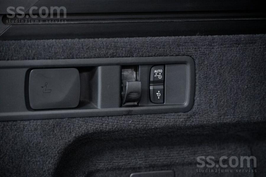 Balts BMW X5 2019 Rīga, ar dzinēja tilpumu 3.00 L un nobraukumu 110 tūkst. km par 46500 €, foto 20 vietnē AUTOMOTO.COM.LV