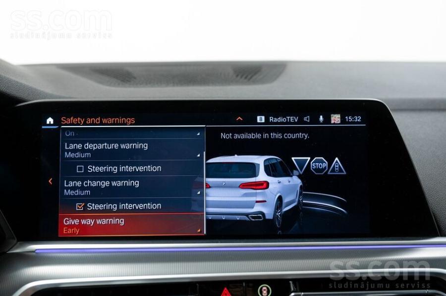 Balts BMW X5 2019 Rīga, ar dzinēja tilpumu 3.00 L un nobraukumu 110 tūkst. km par 46500 €, foto 33 vietnē AUTOMOTO.COM.LV