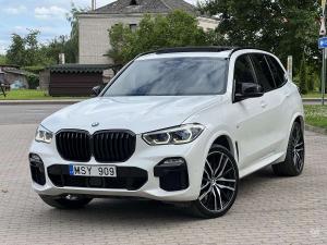 White BMW X5 2019 in Ukmerge, with an engine capacity of 2.99 L and mileage of 230 thousand km for 42500 €, photo 5 on AUTOMOTO.COM.LV