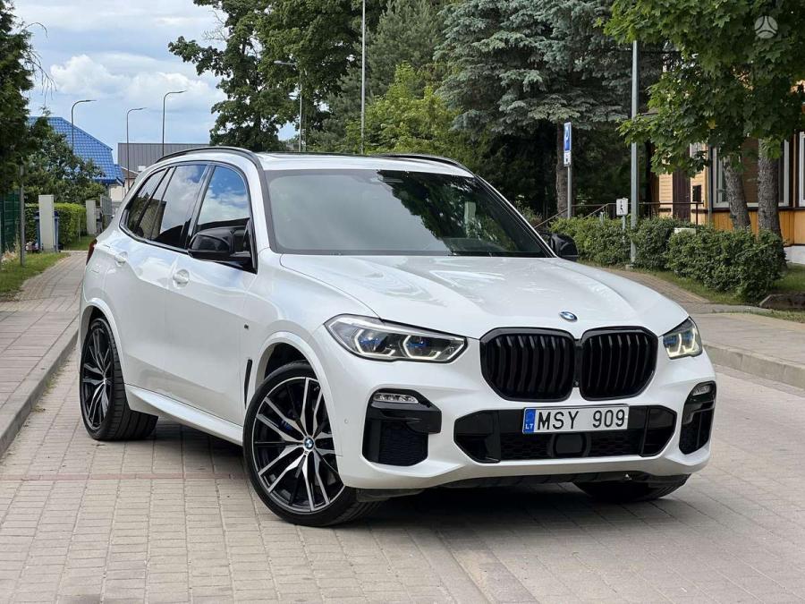 White BMW X5 2019 in Ukmerge, with an engine capacity of 2.99 L and mileage of 230 thousand km for 42500 €, photo 7 on AUTOMOTO.COM.LV