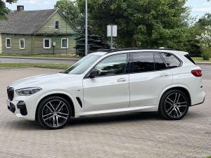 White BMW X5 2019 in Ukmerge, with an engine capacity of 2.99 L and mileage of 230 thousand km for 42500 €, photo 11 on AUTOMOTO.COM.LV