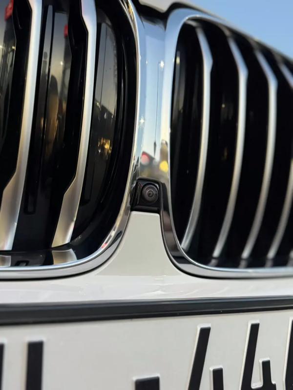 White BMW X5 2019 in Riga, with an engine capacity of 3.00 L and mileage of 77 thousand km for 40900 €, photo 6 on AUTOMOTO.COM.LV