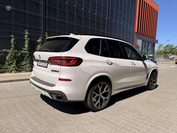 White BMW X5 2019 in Klaipeda, with an engine capacity of 2.99 L and mileage of 244 thousand km for 42000 €, photo 5 on AUTOMOTO.COM.LV