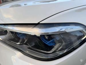 White BMW X5 2019 in Vilnius, with an engine capacity of 3.00 L and mileage of 160 thousand km for 43850 €, photo 7 on AUTOMOTO.COM.LV