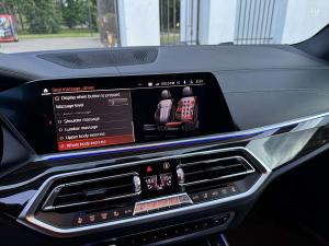 White BMW X5 2019 in Vilnius, with an engine capacity of 3.00 L and mileage of 160 thousand km for 43850 €, photo 14 on AUTOMOTO.COM.LV