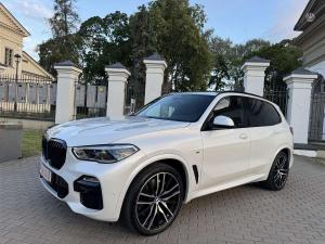 White BMW X5 2019 in Vilnius, with an engine capacity of 3.00 L and mileage of 160 thousand km for 43850 €, photo 20 on AUTOMOTO.COM.LV