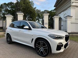 White BMW X5 2019 in Vilnius, with an engine capacity of 3.00 L and mileage of 160 thousand km for 43850 €, photo 26 on AUTOMOTO.COM.LV