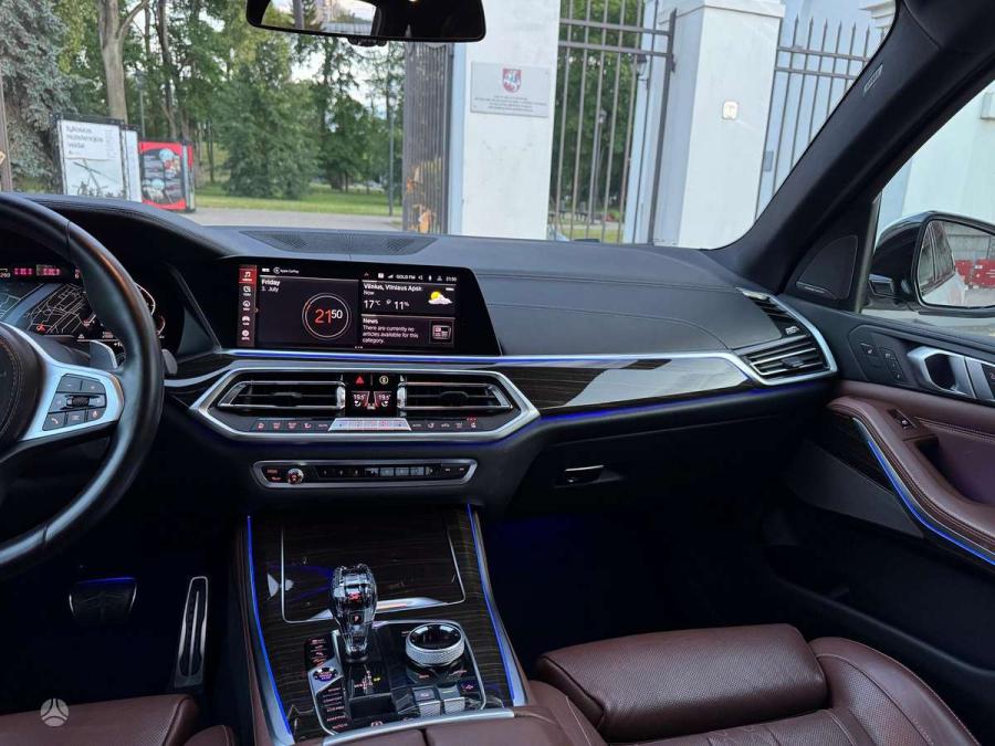 White BMW X5 2019 in Vilnius, with an engine capacity of 3.00 L and mileage of 160 thousand km for 43850 €, photo 31 on AUTOMOTO.COM.LV