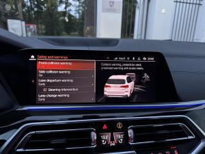 White BMW X5 2019 in Vilnius, with an engine capacity of 3.00 L and mileage of 160 thousand km for 43850 €, photo 53 on AUTOMOTO.COM.LV