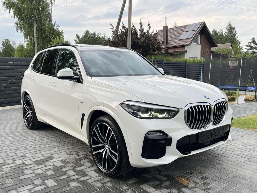 Белый БМВ Х5 2019 в Вильнюс, объемом двигателя 2.99 л и пробегом 213 тыс. км за 38600 €, фото 14 на AUTOMOTO.COM.LV