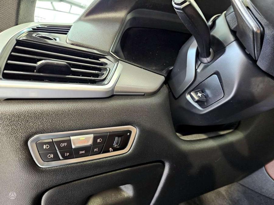 Balts BMW X5 2019 Marijampole, ar dzinēja tilpumu 2.99 L un nobraukumu 258 tūkst. km par 33900 €, foto 18 vietnē AUTOMOTO.COM.LV