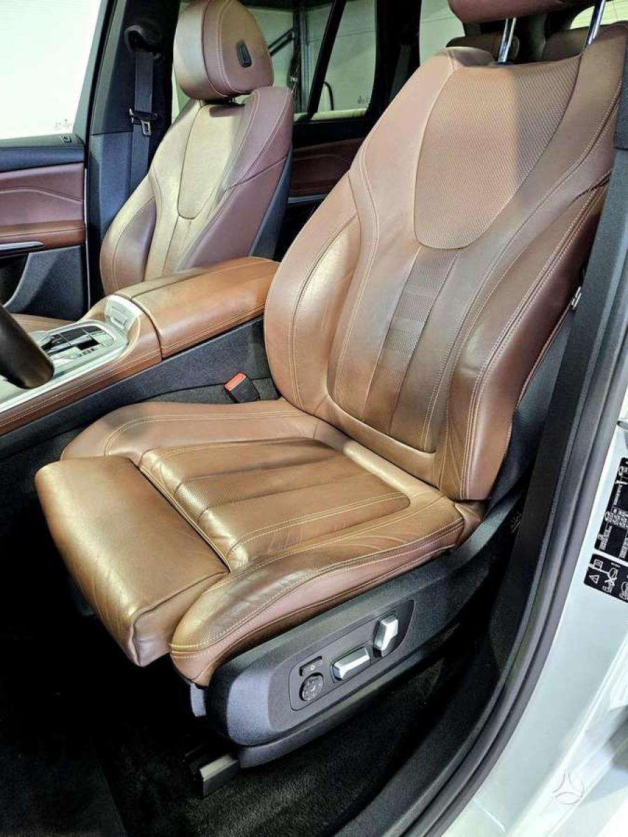 Balts BMW X5 2019 Marijampole, ar dzinēja tilpumu 2.99 L un nobraukumu 258 tūkst. km par 33900 €, foto 32 vietnē AUTOMOTO.COM.LV