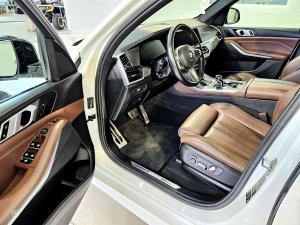 Balts BMW X5 2019 Marijampole, ar dzinēja tilpumu 2.99 L un nobraukumu 258 tūkst. km par 33900 €, foto 33 vietnē AUTOMOTO.COM.LV