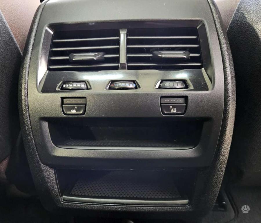 Balts BMW X5 2019 Marijampole, ar dzinēja tilpumu 2.99 L un nobraukumu 258 tūkst. km par 33900 €, foto 36 vietnē AUTOMOTO.COM.LV