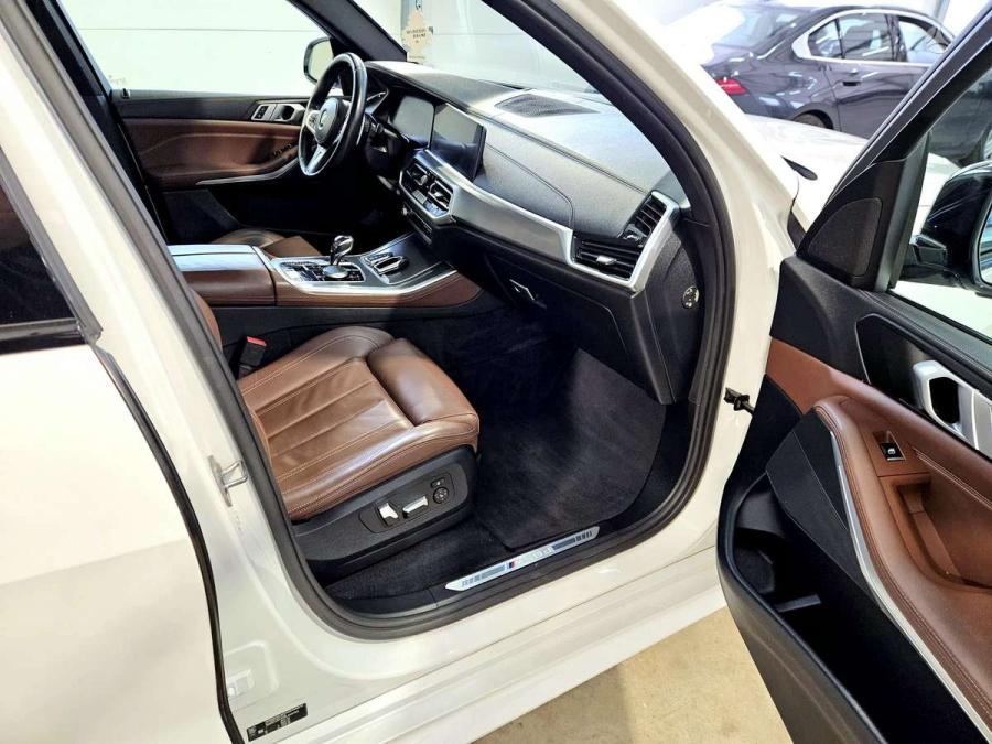 Balts BMW X5 2019 Marijampole, ar dzinēja tilpumu 2.99 L un nobraukumu 258 tūkst. km par 33900 €, foto 40 vietnē AUTOMOTO.COM.LV