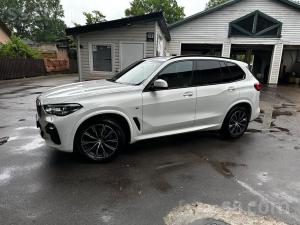 Balts BMW X5 2019 Rīga, ar dzinēja tilpumu 3.00 L un nobraukumu 171 tūkst. km par 39900 €, foto 7 vietnē AUTOMOTO.COM.LV