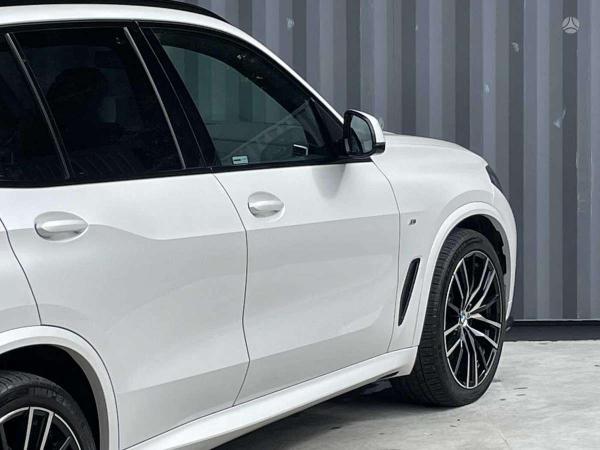 Balts BMW X5 2019 Viļņa, ar dzinēja tilpumu 2.99 L un nobraukumu 107 tūkst. km par 39700 €, foto 6 vietnē AUTOMOTO.COM.LV