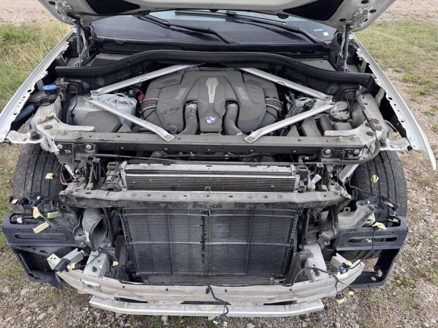 Balts BMW X5 2019 Viļņa, ar dzinēja tilpumu 4.40 L un nobraukumu 178 tūkst. km par 24500 €, foto 10 vietnē AUTOMOTO.COM.LV