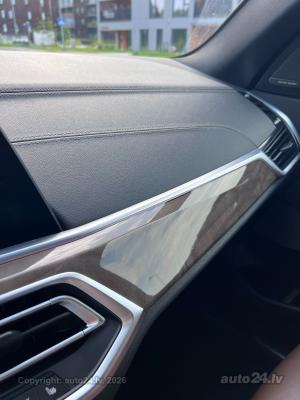 Balts BMW X5 2019 Tallina, ar dzinēja tilpumu 3.00 L un nobraukumu 130 tūkst. km par 44500 €, foto 10 vietnē AUTOMOTO.COM.LV