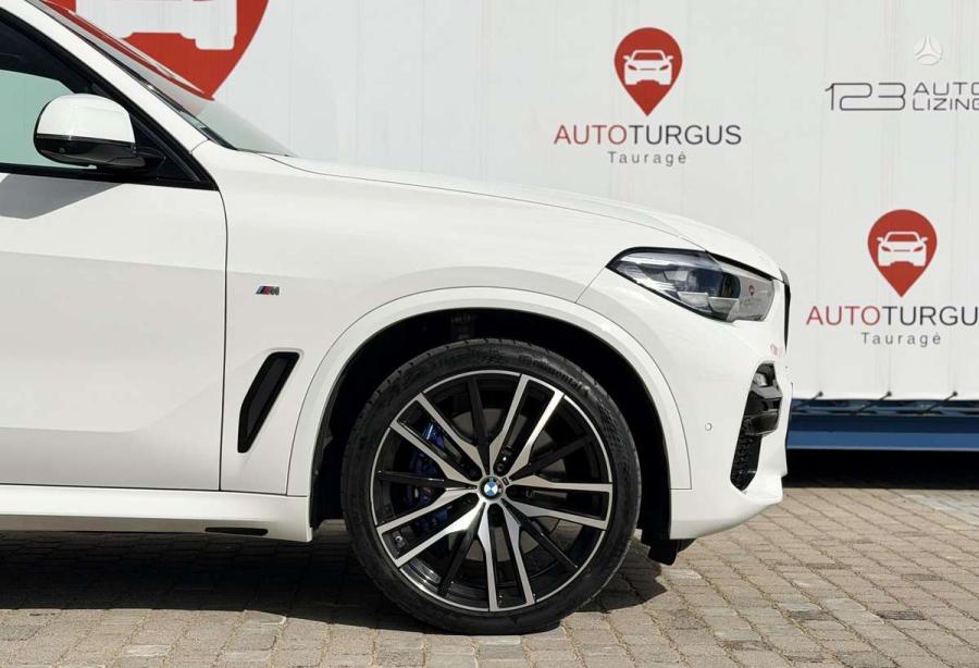 Balts BMW X5 2019 Tauragė, ar dzinēja tilpumu 2.99 L un nobraukumu 189 tūkst. km par 36800 €, foto 14 vietnē AUTOMOTO.COM.LV