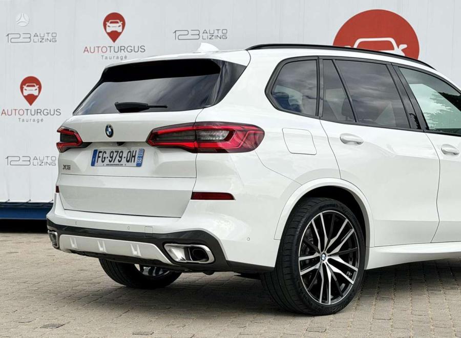 Balts BMW X5 2019 Tauragė, ar dzinēja tilpumu 2.99 L un nobraukumu 189 tūkst. km par 36800 €, foto 19 vietnē AUTOMOTO.COM.LV