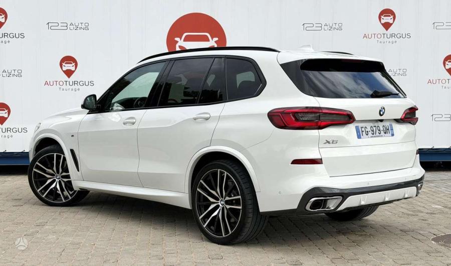 Balts BMW X5 2019 Tauragė, ar dzinēja tilpumu 2.99 L un nobraukumu 189 tūkst. km par 36800 €, foto 20 vietnē AUTOMOTO.COM.LV