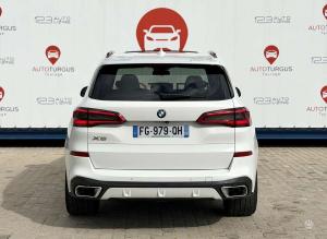 Balts BMW X5 2019 Tauragė, ar dzinēja tilpumu 2.99 L un nobraukumu 189 tūkst. km par 36800 €, foto 22 vietnē AUTOMOTO.COM.LV