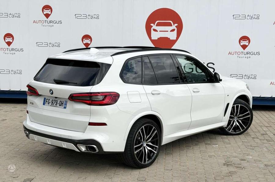 Balts BMW X5 2019 Tauragė, ar dzinēja tilpumu 2.99 L un nobraukumu 189 tūkst. km par 36800 €, foto 25 vietnē AUTOMOTO.COM.LV