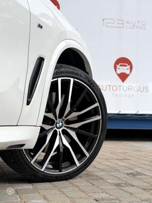 Balts BMW X5 2019 Tauragė, ar dzinēja tilpumu 2.99 L un nobraukumu 189 tūkst. km par 36800 €, foto 30 vietnē AUTOMOTO.COM.LV